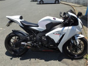 CBR1000RR SC59の細かいカスタム色々 - fieldWalking
